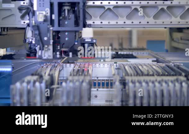 Modern science lab Stock Videos & Footage - HD and 4K Video Clips - Alamy