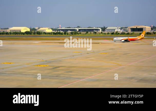 Aircraft color scheme Stock Videos & Footage - HD and 4K Video Clips ...