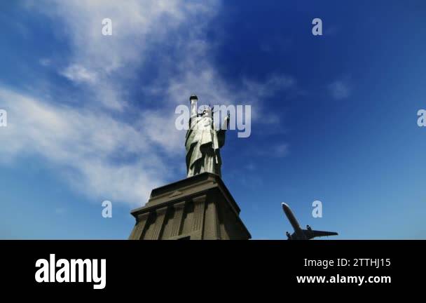 Liberty airplane Stock Videos & Footage - HD and 4K Video Clips - Alamy