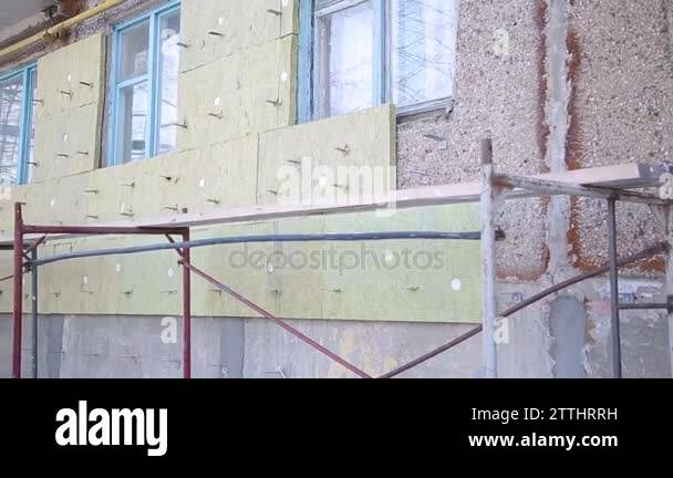 Warming of the apartment house.External repair work on the building ...