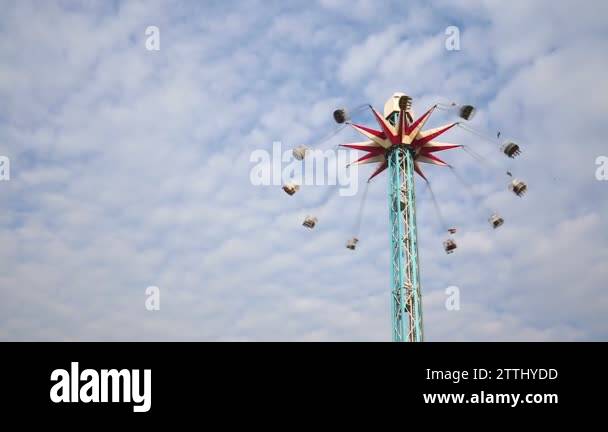 Starflyer ride Stock Videos & Footage - HD and 4K Video Clips - Alamy