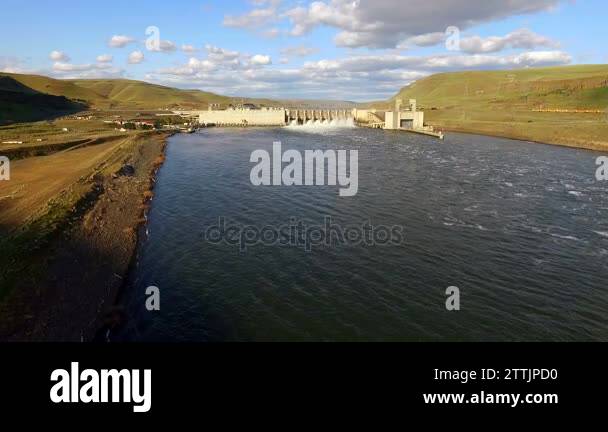 Lower snake river dam Stock Videos & Footage - HD and 4K Video Clips ...