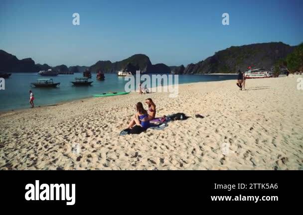 Halong bay beach Stock Videos & Footage - HD and 4K Video Clips - Alamy