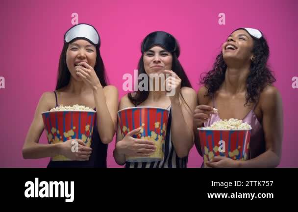 Shocked three girls Stock Videos & Footage - HD and 4K Video Clips - Alamy