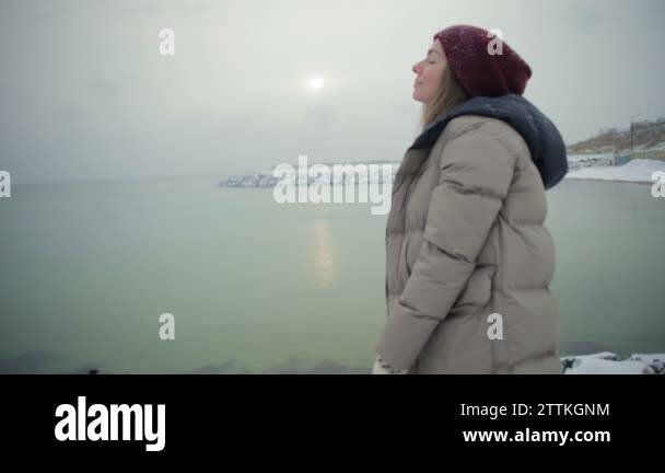 Pale sun Stock Videos & Footage - HD and 4K Video Clips - Alamy
