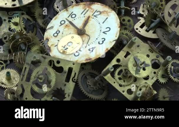 Brass dial clock Stock Videos & Footage - HD and 4K Video Clips - Alamy