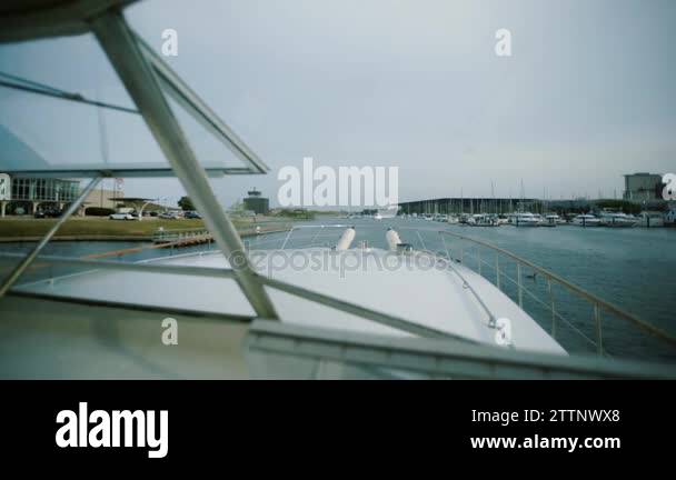 Pilot cabins Stock Videos & Footage - HD and 4K Video Clips - Alamy