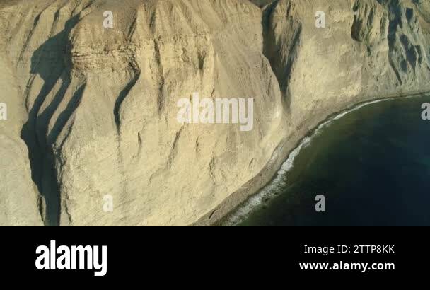 Cliff collapsing Stock Videos & Footage - HD and 4K Video Clips - Alamy