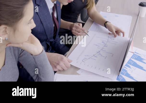 Professionals discussing table Stock Videos & Footage - HD and 4K Video ...