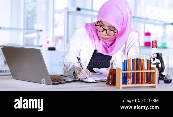 Research report Stock Videos & Footage - HD and 4K Video Clips - Alamy