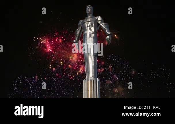 Fireworks over the Monument to Yuri Gagarin (42.5-meter high pedestal ...