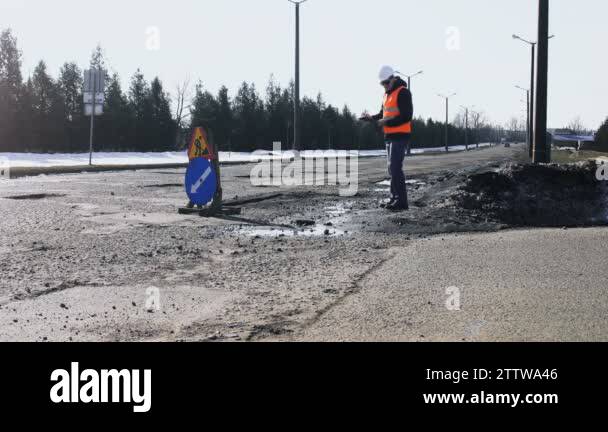 Sign pit pits Stock Videos & Footage - HD and 4K Video Clips - Alamy