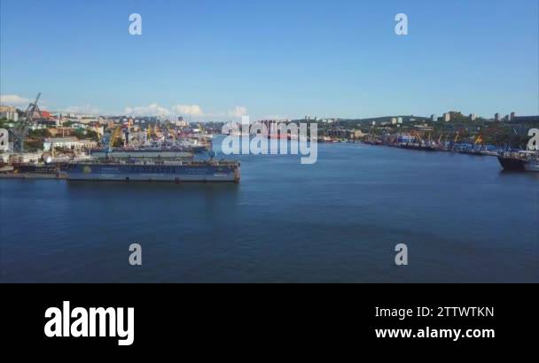 Repair bay Stock Videos & Footage - HD and 4K Video Clips - Alamy