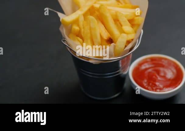 Fries serving Stock Videos & Footage - HD and 4K Video Clips - Alamy
