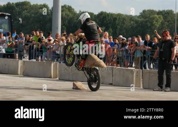 Biker fan Stock Videos & Footage - HD and 4K Video Clips - Alamy