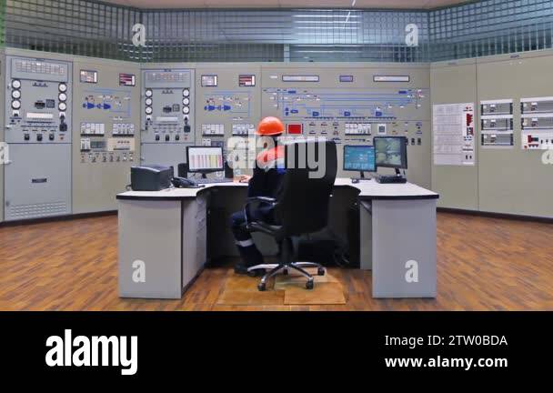 Compressor monitor Stock Videos & Footage - HD and 4K Video Clips - Alamy