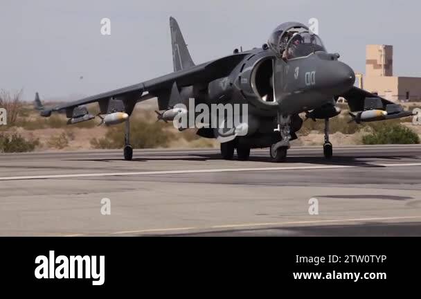 A harrier jet Stock Videos & Footage - HD and 4K Video Clips - Alamy