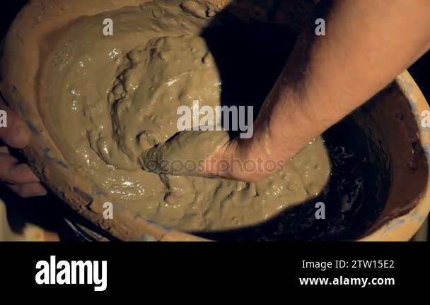 Clay break Stock Videos & Footage - HD and 4K Video Clips - Alamy