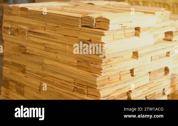 Uneven planks Stock Videos & Footage - HD and 4K Video Clips - Alamy