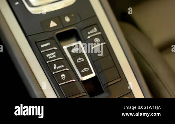 911 clock Stock Videos & Footage - HD and 4K Video Clips - Alamy
