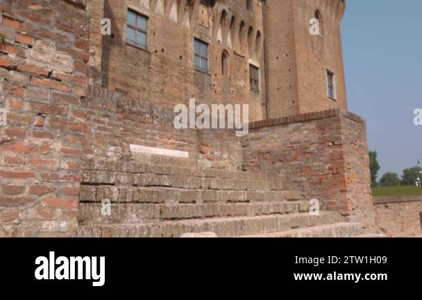 George walls Stock Videos & Footage - HD and 4K Video Clips - Alamy