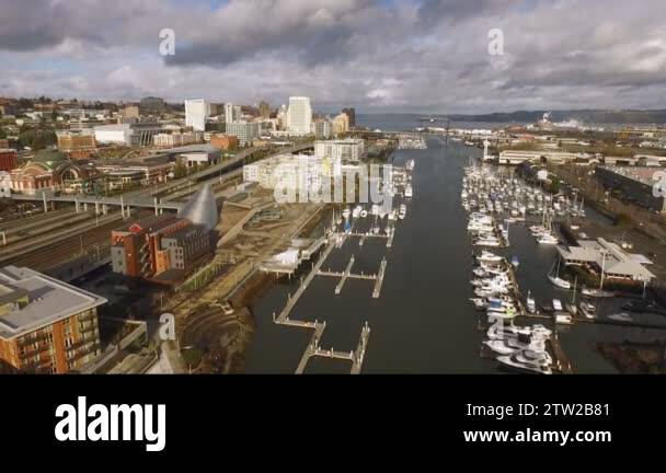 Thea foss Stock Videos & Footage - HD and 4K Video Clips - Alamy