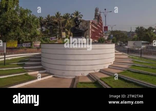 Mahatma gandhi sculpture india Stock Videos & Footage - HD and 4K Video ...