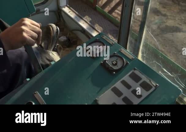 Walking cab Stock Videos & Footage - HD and 4K Video Clips - Alamy