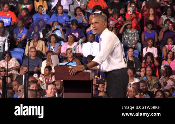Barack obama meeting Stock Videos & Footage - HD and 4K Video Clips - Alamy