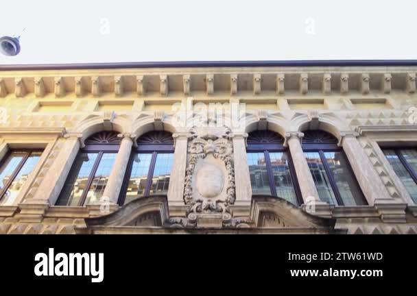 Verona palace Stock Videos & Footage - HD and 4K Video Clips - Alamy