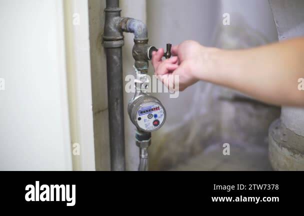 Tap water meter Stock Videos & Footage - HD and 4K Video Clips - Alamy