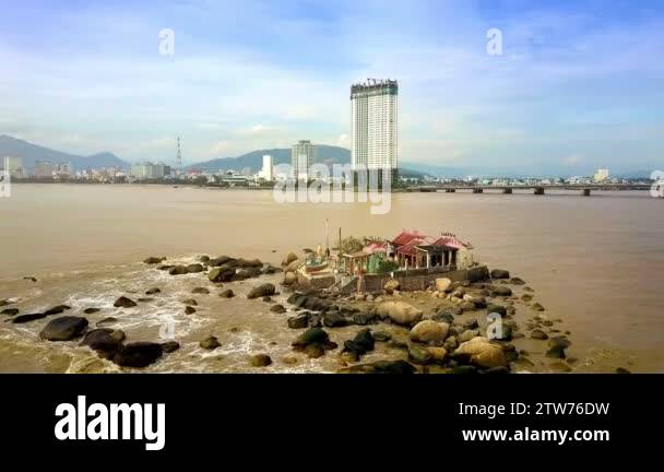 Temple plain Stock Videos & Footage - HD and 4K Video Clips - Alamy