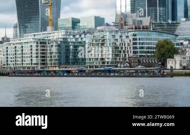 London ferry pier Stock Videos & Footage - HD and 4K Video Clips - Alamy