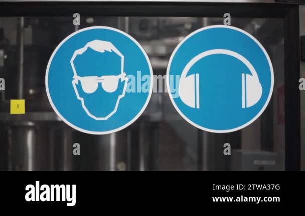 Common safety notice on wearing personal protective equipment at ...