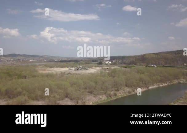 Extraction, washing, sorting and distraction of river gravel. Mining ...