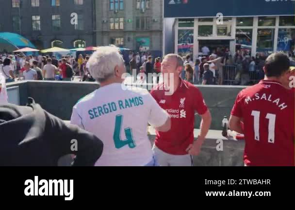 Real madrid fan champions league Stock Videos & Footage - HD and 4K ...