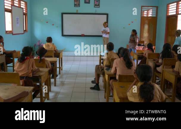 Math class asia Stock Videos & Footage - HD and 4K Video Clips - Alamy