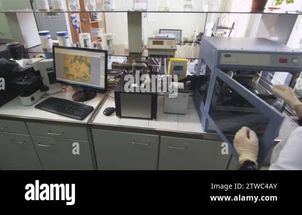 Bulb case Stock Videos & Footage - HD and 4K Video Clips - Alamy