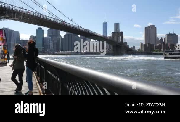 Promenade on dumbo park manhattan Stock Videos & Footage - HD and 4K ...
