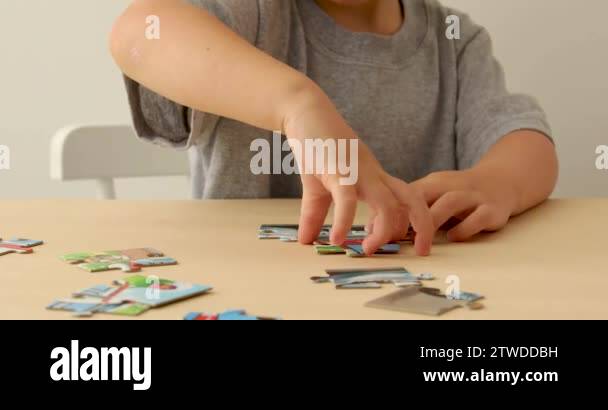 Hand fold Stock Videos & Footage - HD and 4K Video Clips - Alamy
