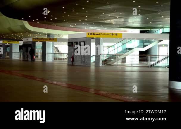 Terminal rails Stock Videos & Footage - HD and 4K Video Clips - Alamy