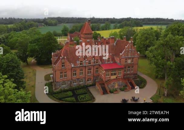 Stronghold and manor Stock Videos & Footage - HD and 4K Video Clips - Alamy