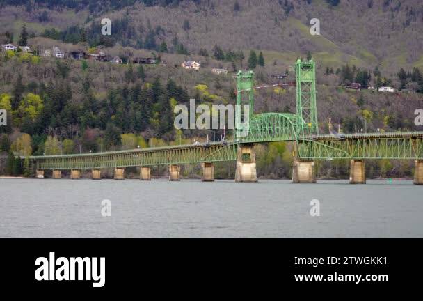 Hood bridge Stock Videos & Footage - HD and 4K Video Clips - Alamy