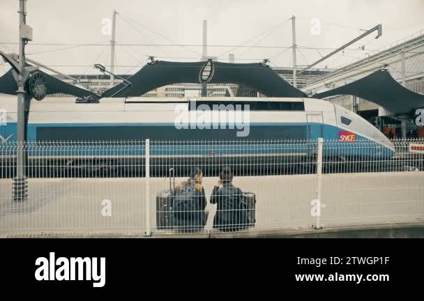 Tgv bullet trains gare station Stock Videos & Footage - HD and 4K Video ...