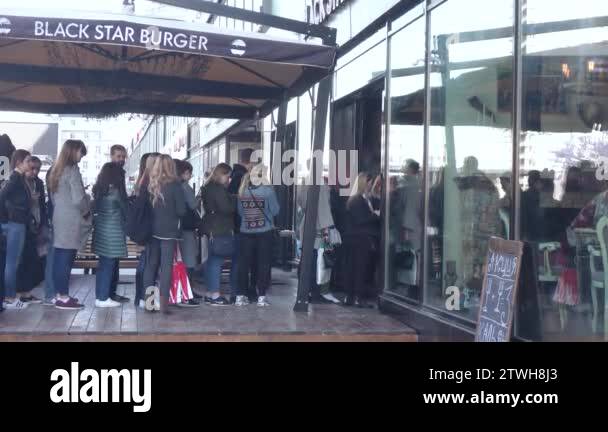 Star burger logo Stock Videos & Footage - HD and 4K Video Clips - Alamy