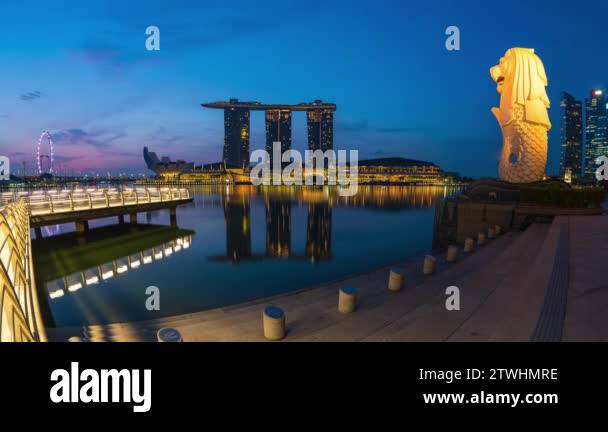 Night of the merlion and buildings Stock Videos & Footage - HD and 4K ...