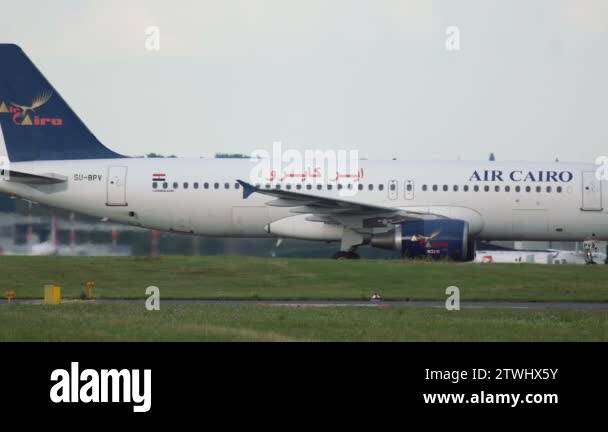 Cairo aviation Stock Videos & Footage - HD and 4K Video Clips - Alamy