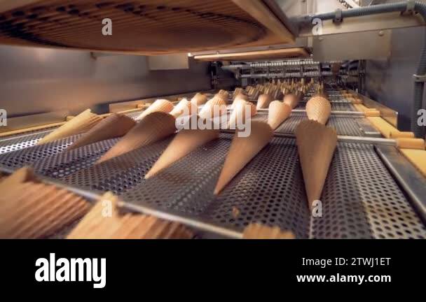 Wafer oven Stock Videos & Footage - HD and 4K Video Clips - Alamy