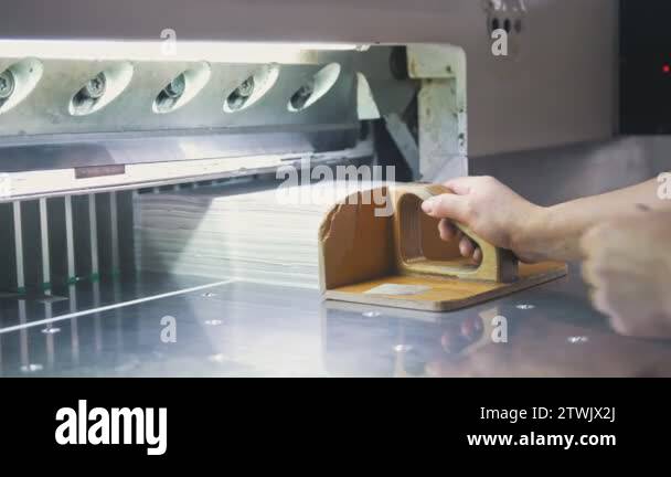 Printer paper reams Stock Videos & Footage - HD and 4K Video Clips - Alamy