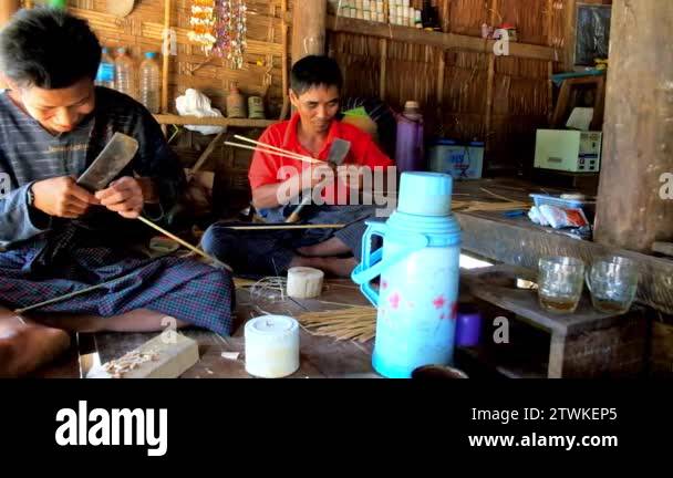 1 burmese Stock Videos & Footage - HD and 4K Video Clips - Alamy